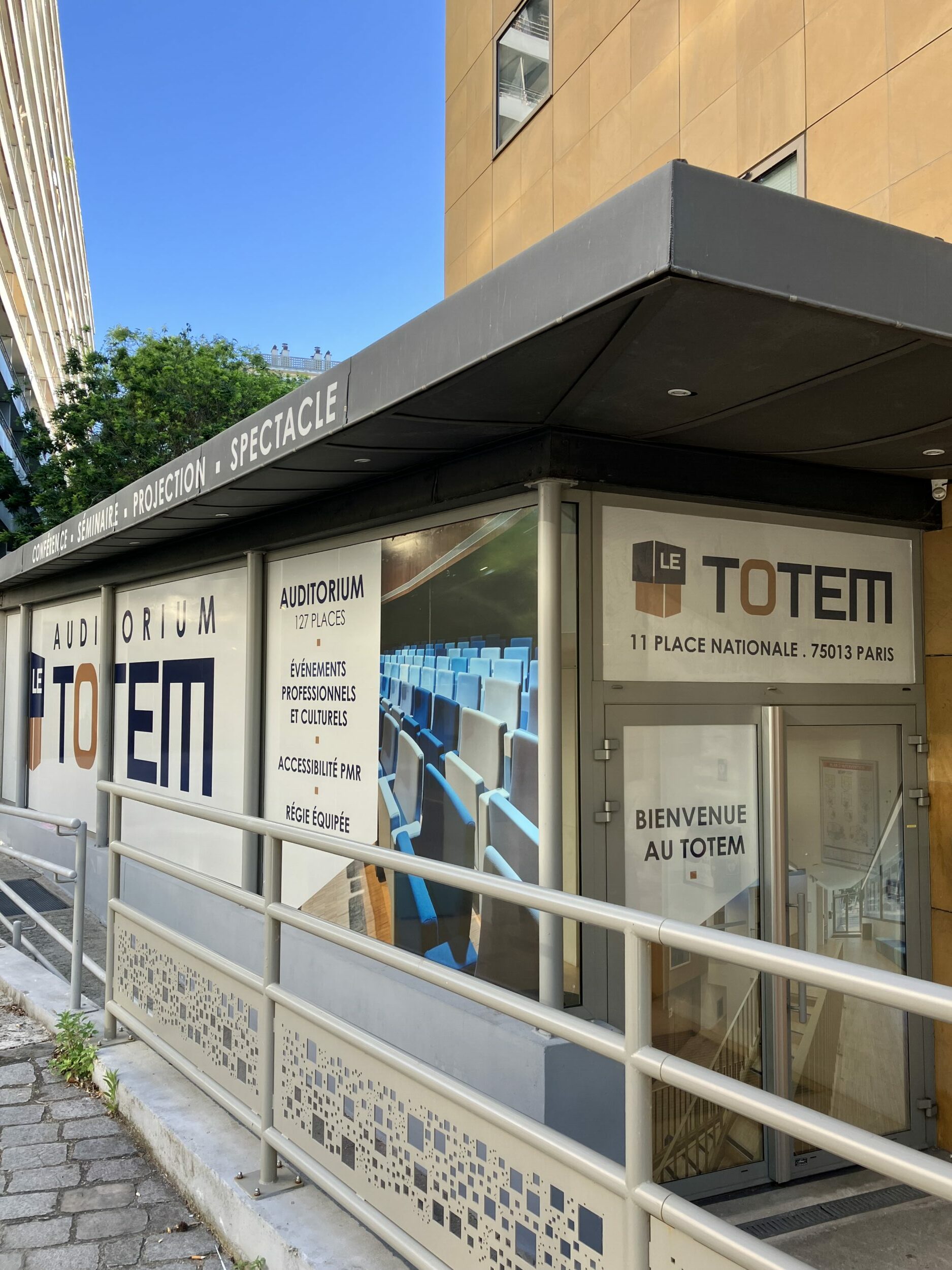 Nouvelle signalétique - Le Totem